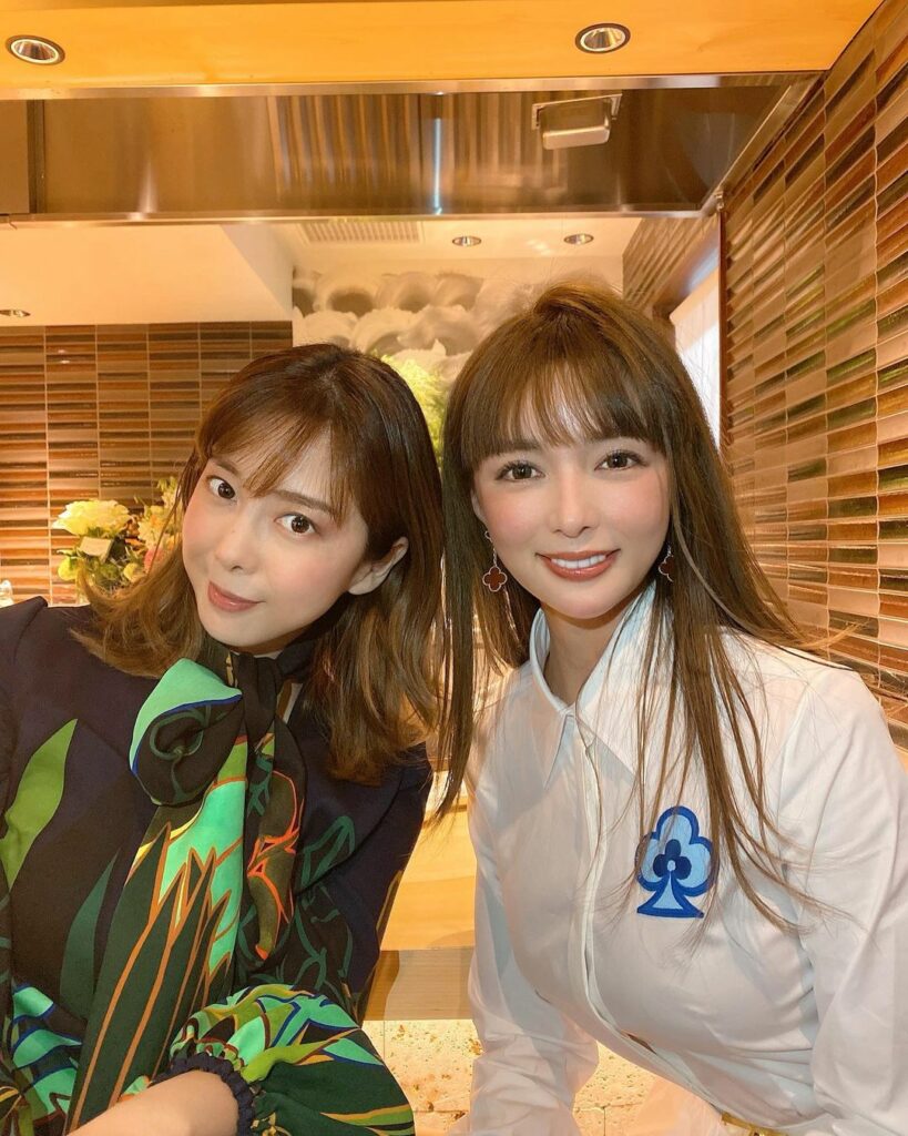 @Riregram - Page 33 of 52 - Moe Zine