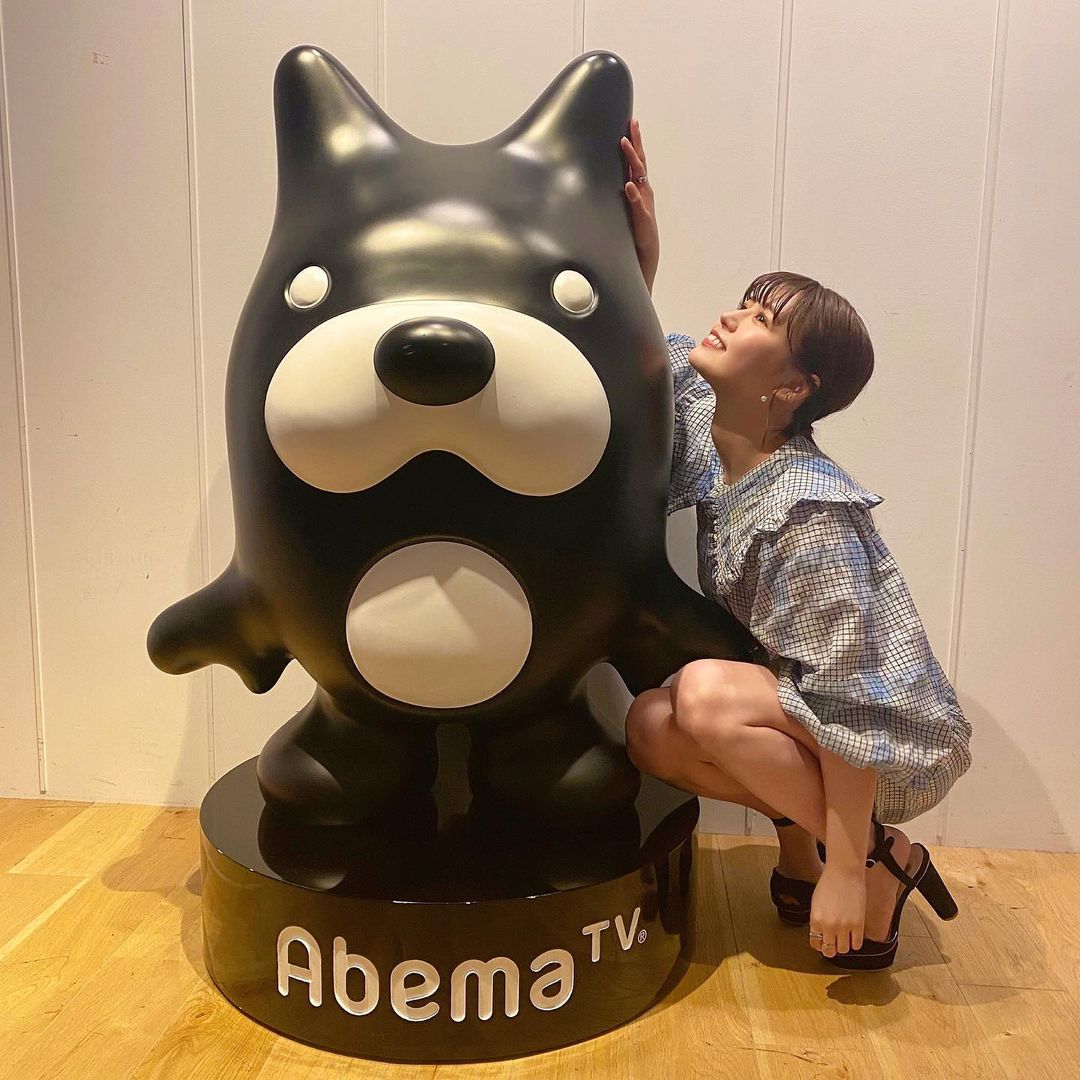@井口綾子: おっきいアベマくんと一緒に 今日10月25日(月)21:00〜 ABEMA SPECIAL『恋するメソッド season2』の放送です 今回はseason1... - Moe Zine