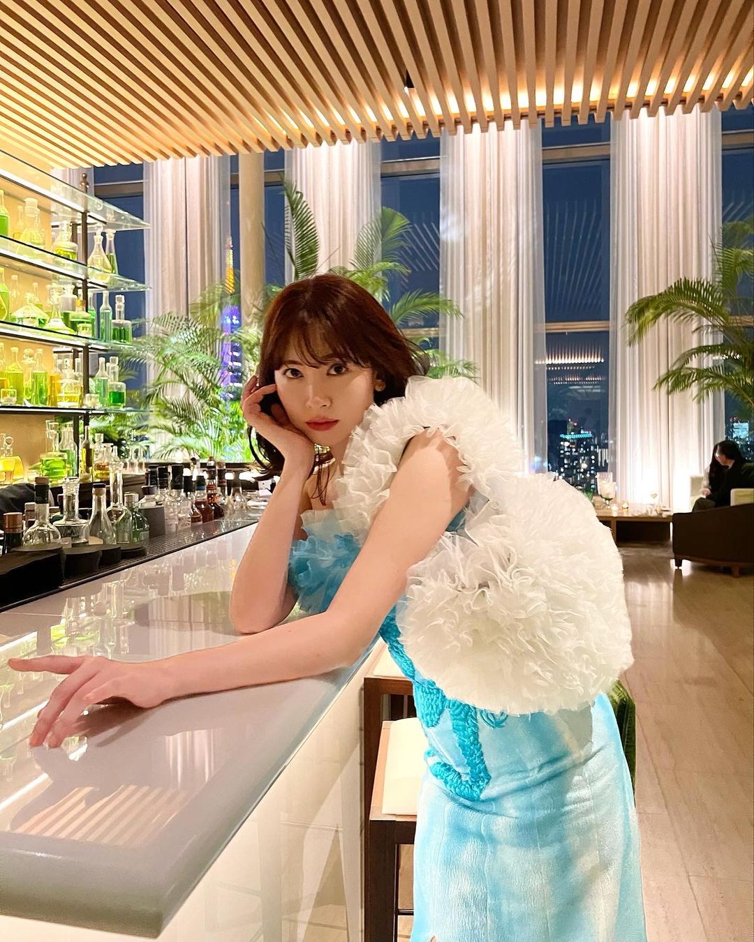 @小嶋陽菜: Cotton candy dream @tomokoizumi... - Moe Zine