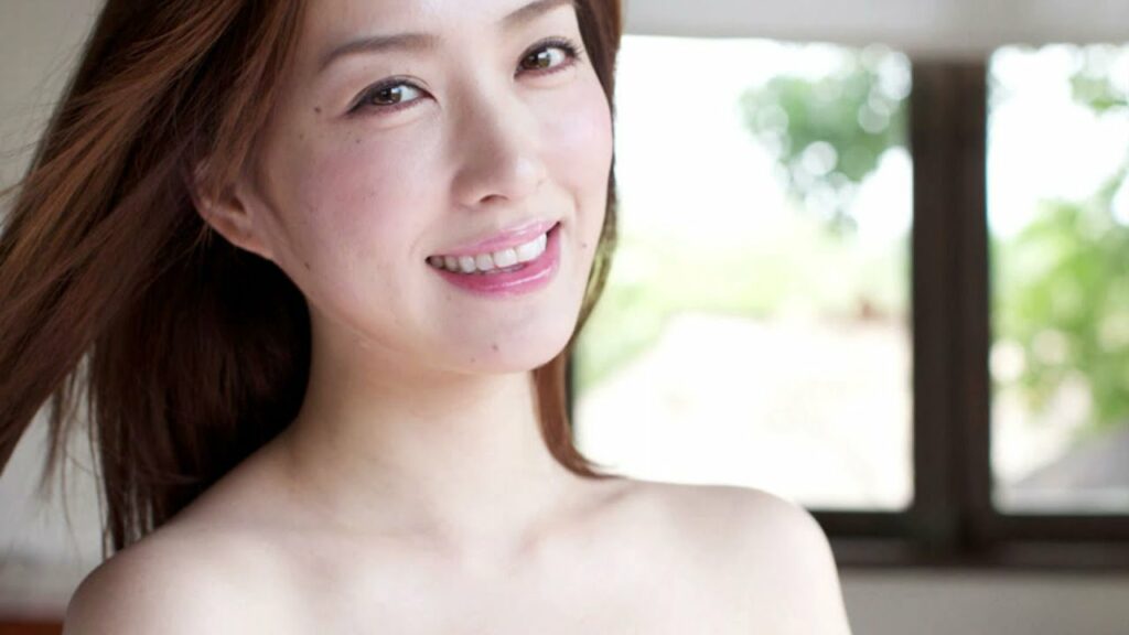 Hayato Seto (瀬戸早妃) - Moe Zine