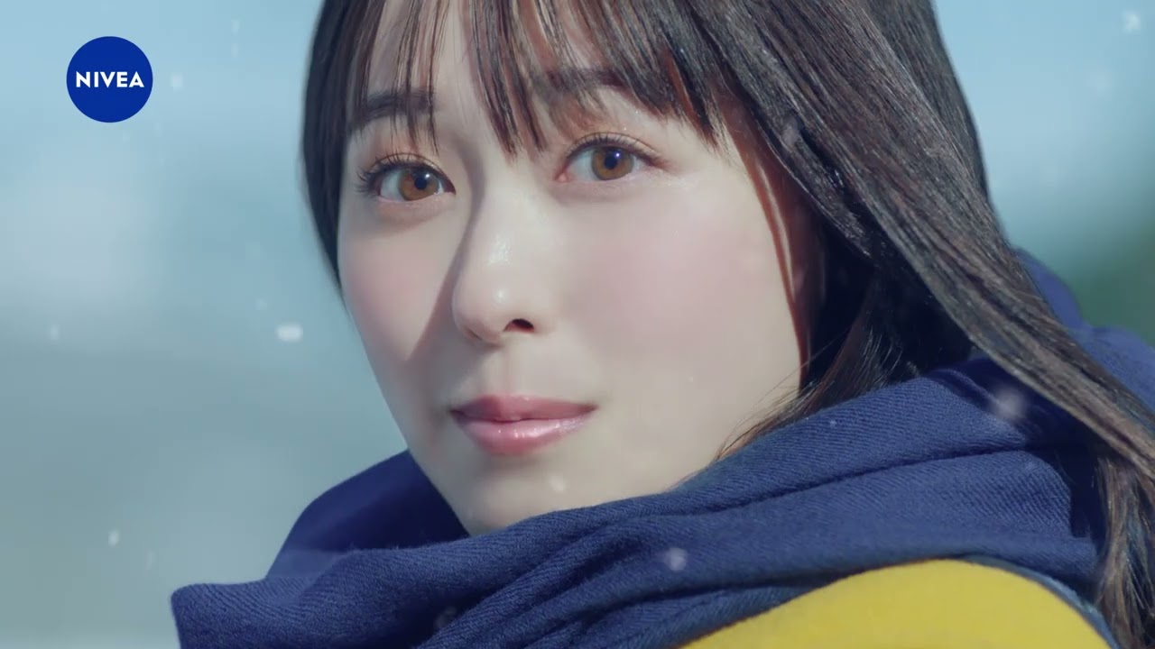 ニベア花王 ニベア ディープモイスチャーリップ 冬の駅篇 15秒 CM 福原遥 - Moe Zine
