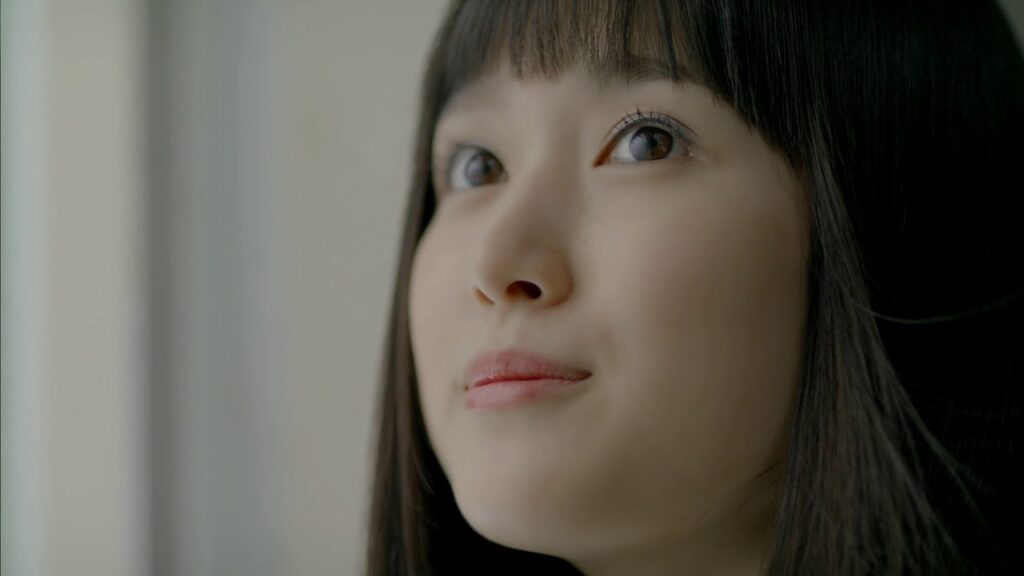 福本莉子 CM - Moe Zine