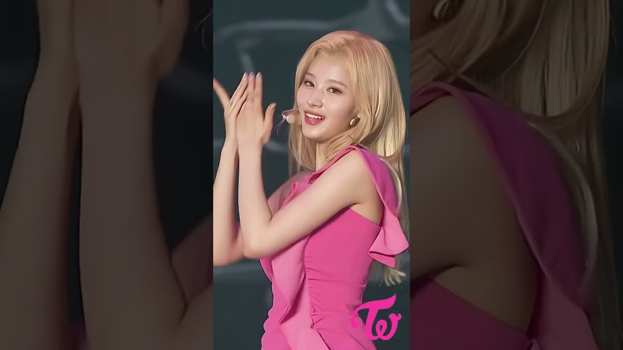 twice tt サナ - Moe Zine