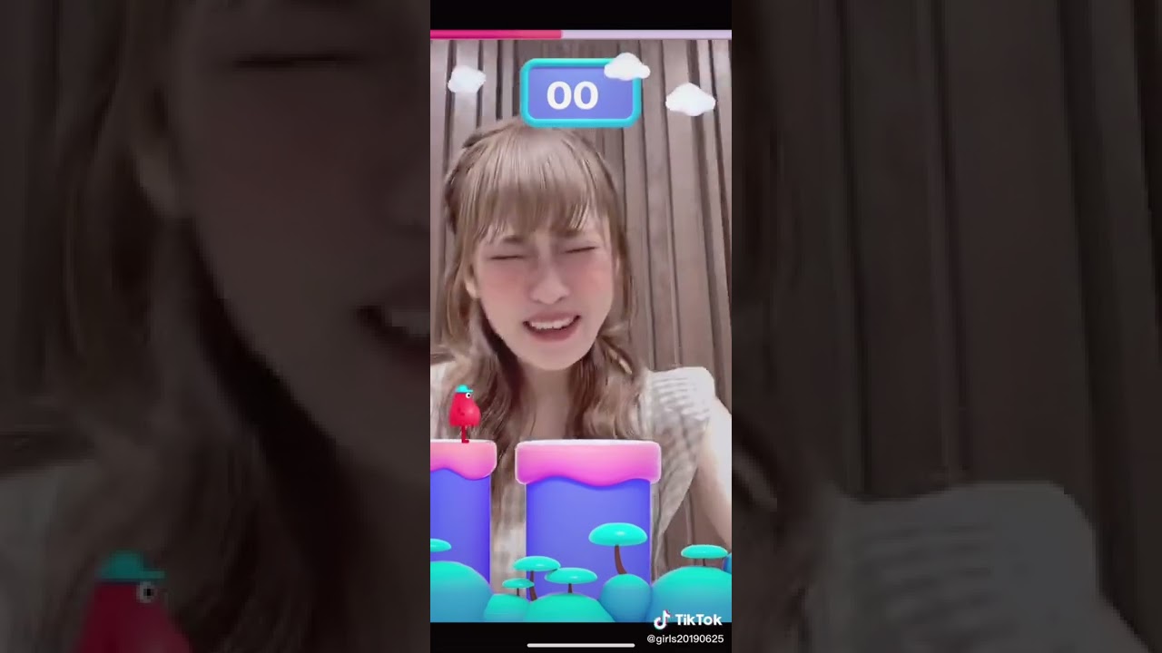 【Girls²】小田柚葉 橋渡しチャレンジon TikTok - Moe Zine