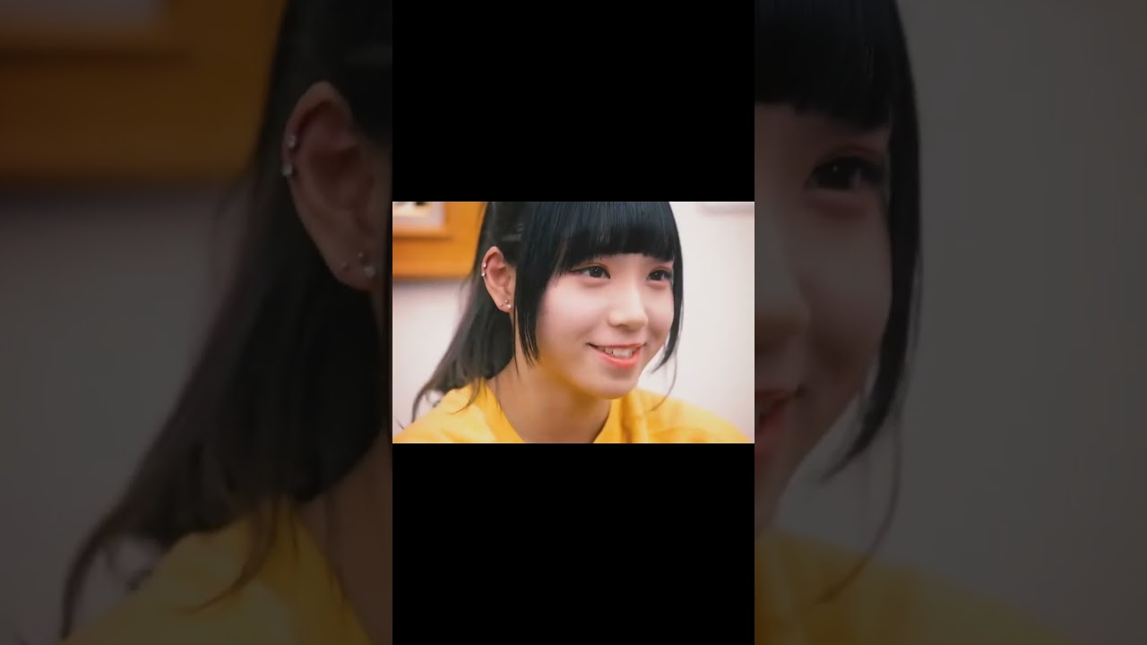 憧れのARuFaさんに会えておどおどするアユニが可愛い - Moe Zine