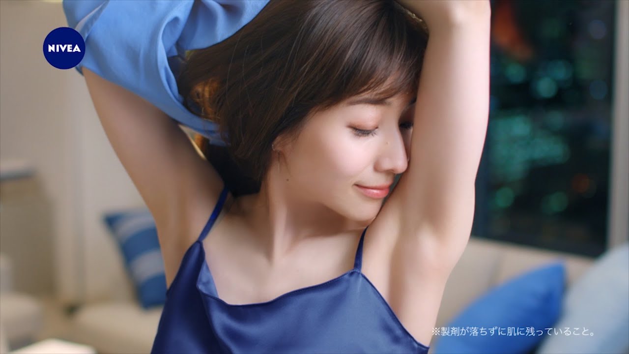 田中みな実、大胆に美ワキを披露「こんなに見せることない」 ニベア デオドラント DEFENCERA 新TVCM - Moe Zine