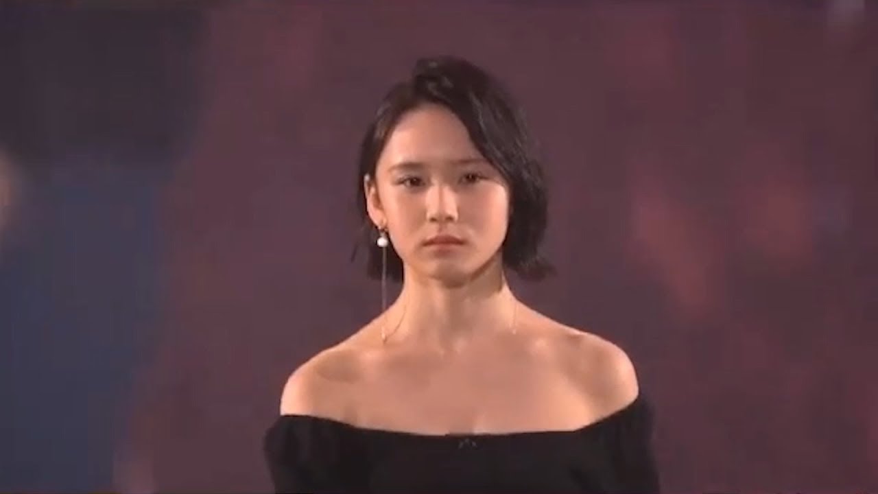 190908 「神戸コレクション / KOBE COLLECTION」 荒巻美咲 / 아라마키 미사키 - Moe Zine