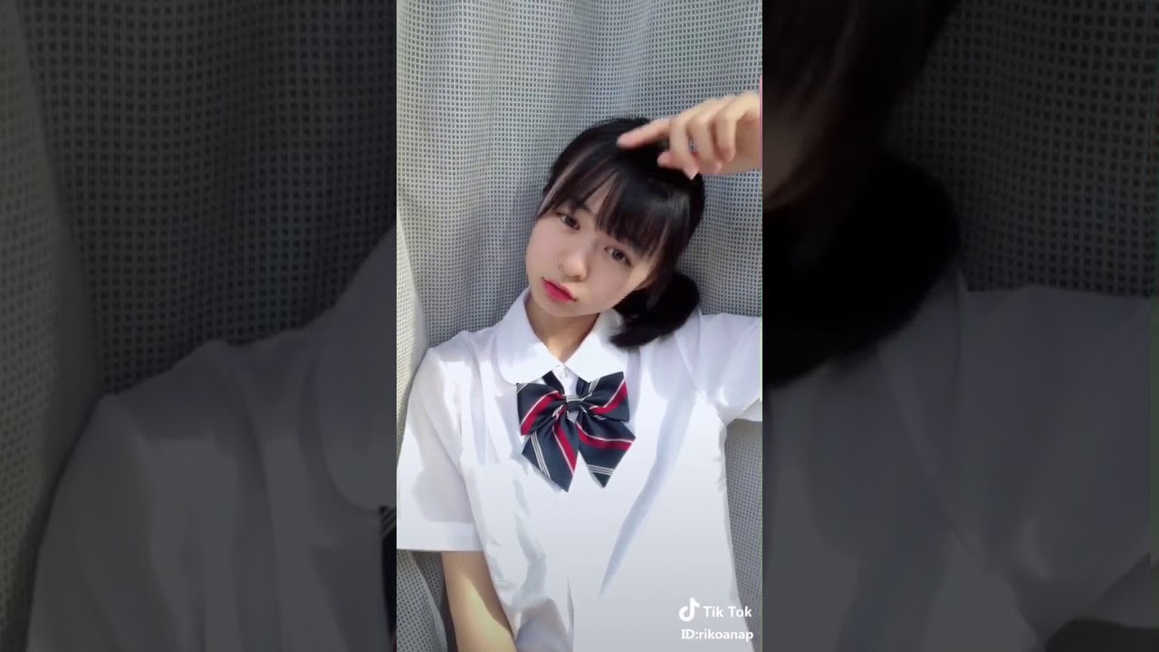 【男子必見!】可愛いすぎるJK[莉子] - Moe Zine