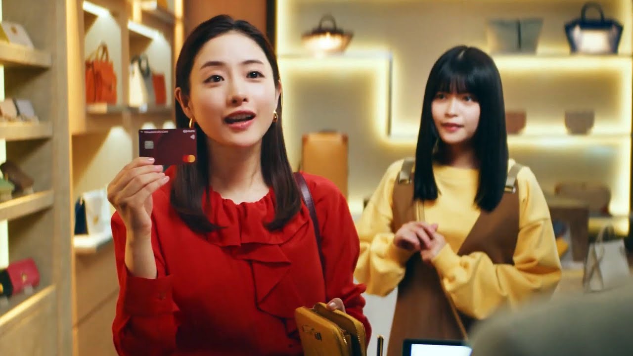 石原さとみに景井ひなが可愛くおねだり！三菱UFJニコスCM＋メイキング - Moe Zine