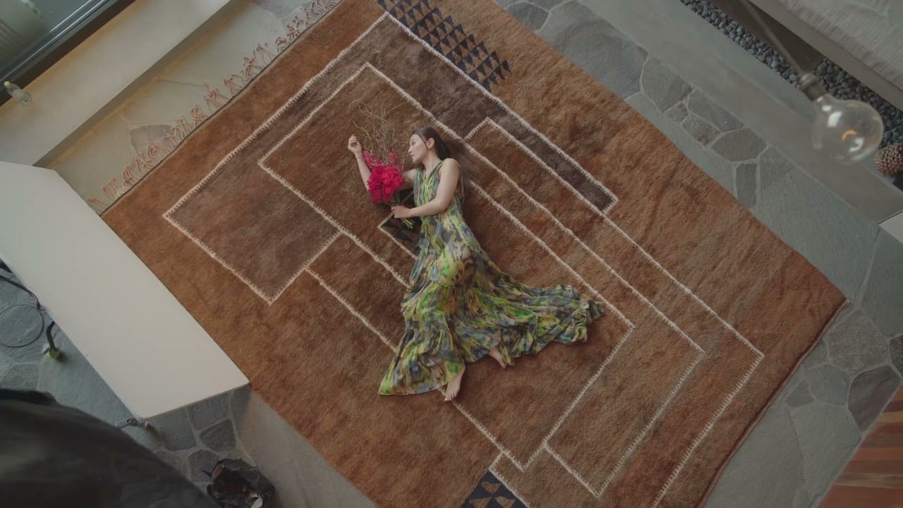 Ones Home DECO featuring Hyunri - Moe Zine