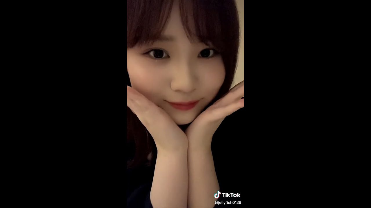 220820 [TikTok] 荒巻美咲 / 아라마키 미사키 - Moe Zine