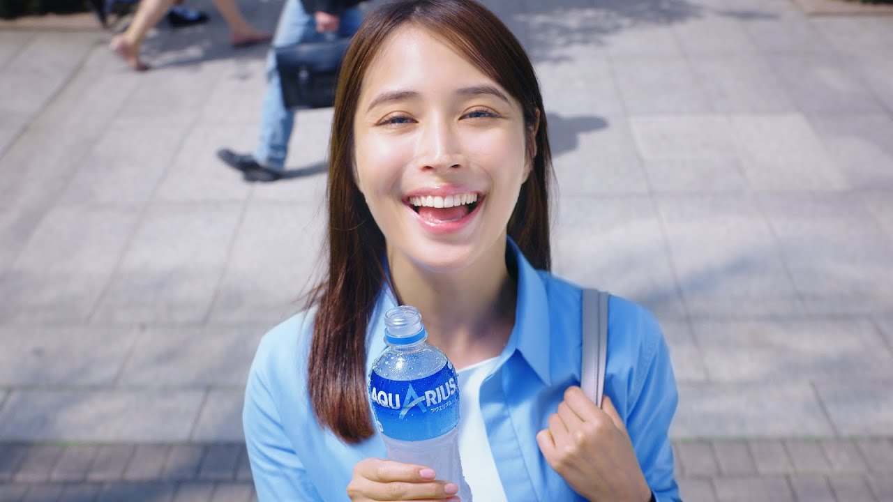 【アクエリアス】 広瀬アリス TVCM「飲むコンディションメイク アクエリアス」篇 15秒 AQUARIUS TVCF - Moe Zine