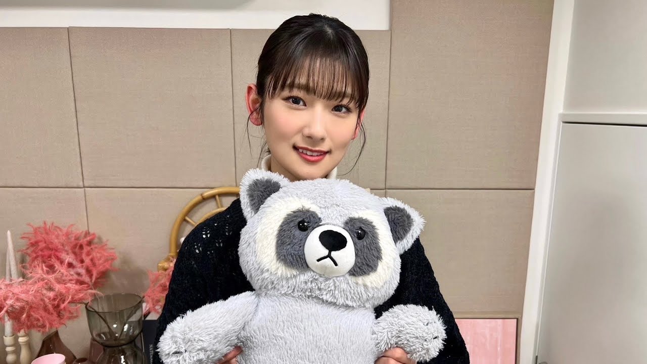 【井上梨名】BIRTHDAY SHOWROOM 2023.01.29 - Moe Zine