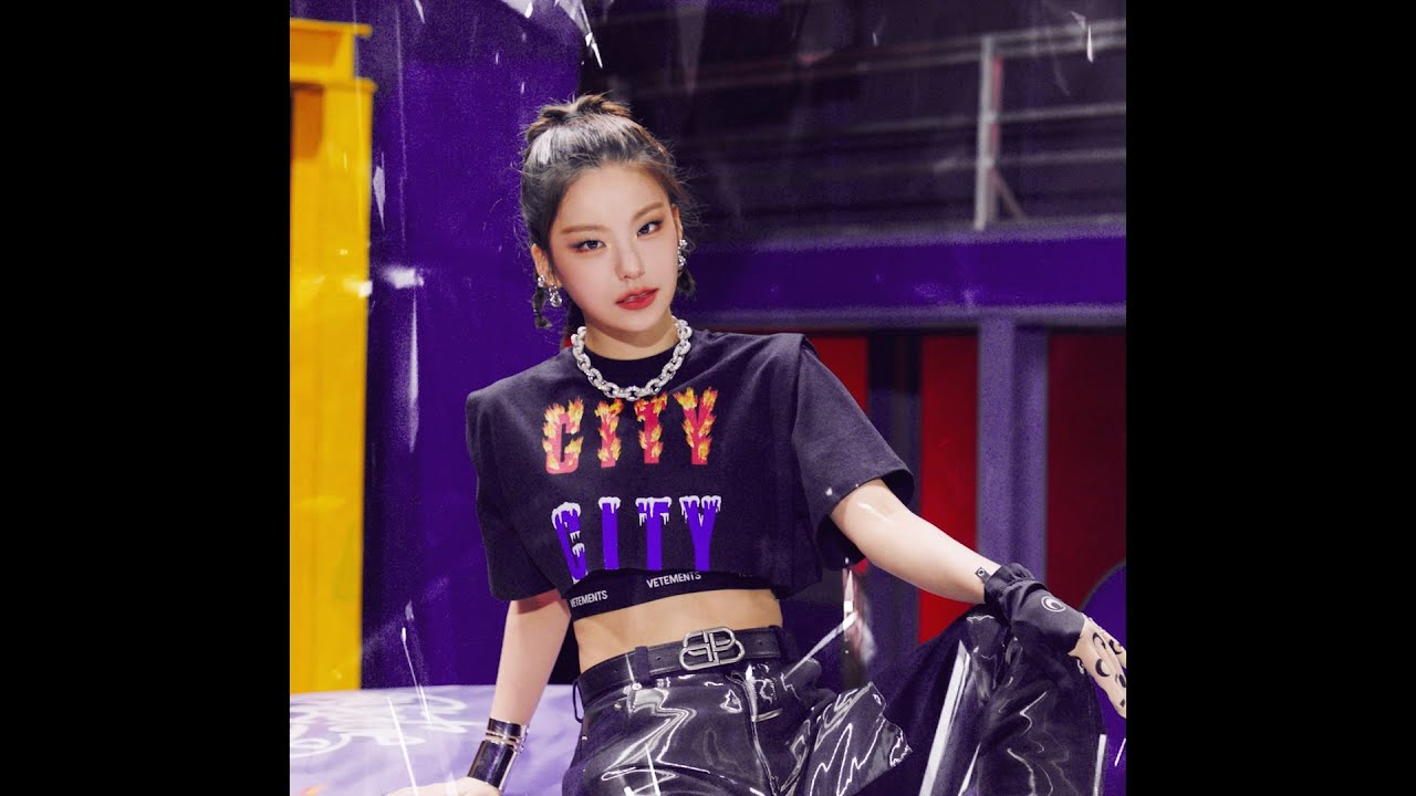ITZY「Voltage」Teaser YEJI - Moe Zine