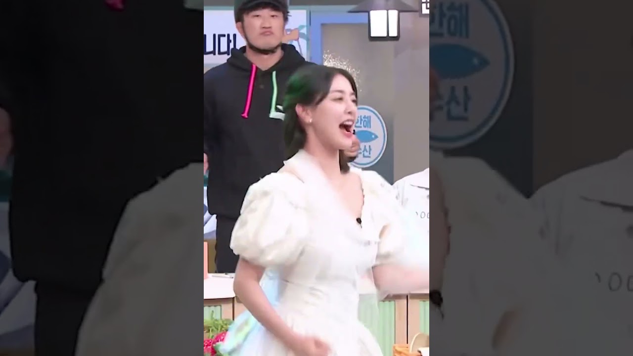 Twice jihyo dance new jeans hype boy👰🏻‍♀️ ️ - Moe Zine