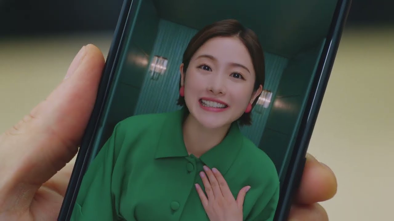 石原さとみ出演／NTTドコモ「irumo（イルモ）」新CM「スマホを身近に」篇 30秒 - Moe Zine