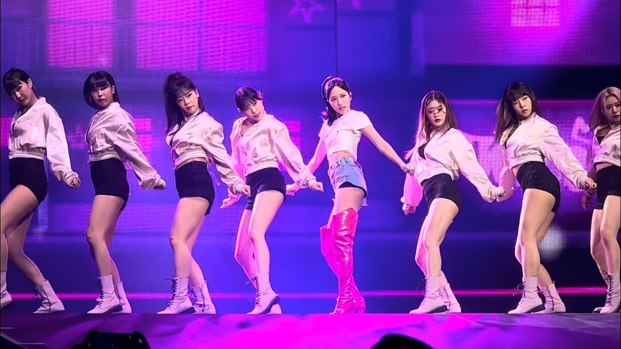 230628 Mina 7 Rings - Chicago D1 (4K 60fps fancam) #twice #twicemina #arianagrande #ミナ - Moe Zine