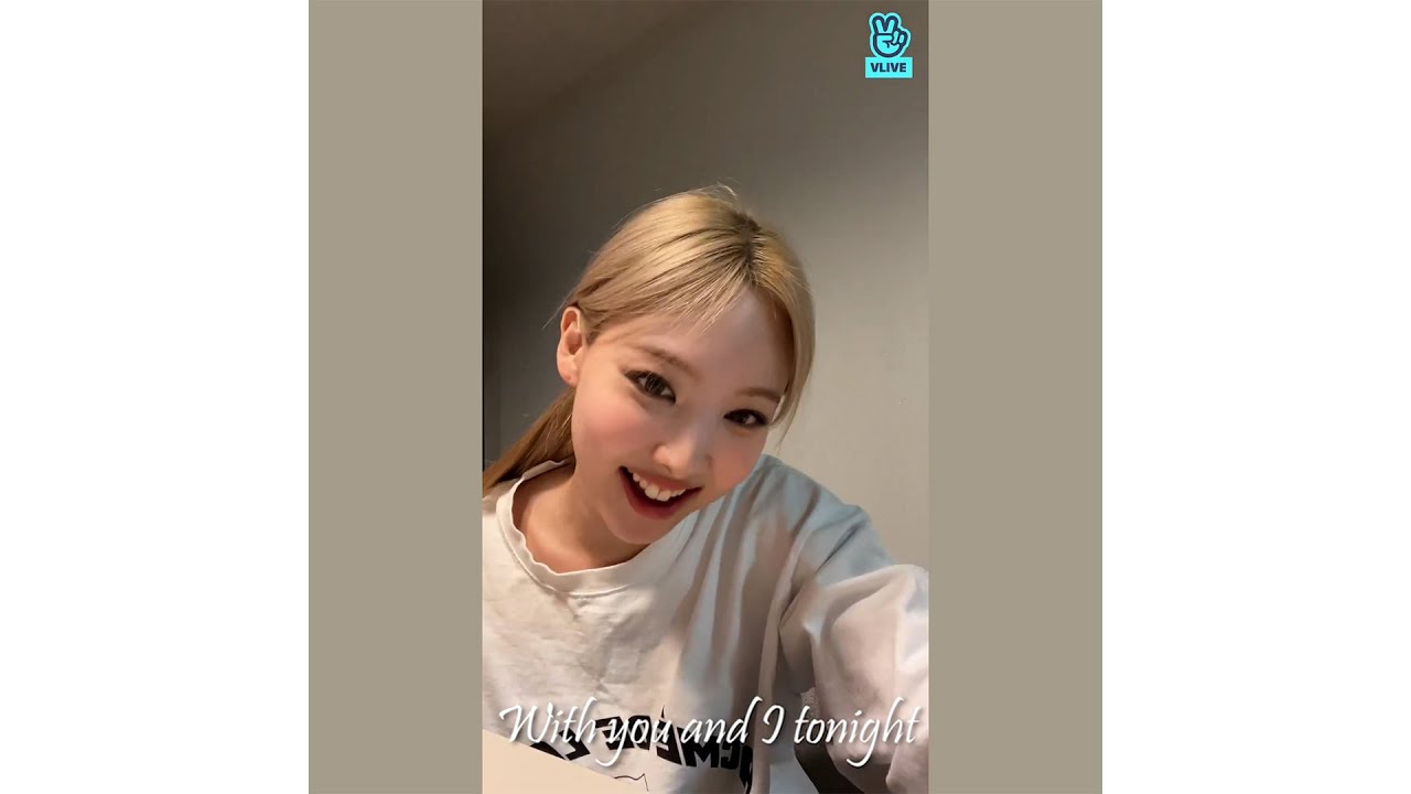 트와이스 (TWICE) NAYEON sings "NO PROBLEM (ft. FELIX of Stay Kids)" on ...