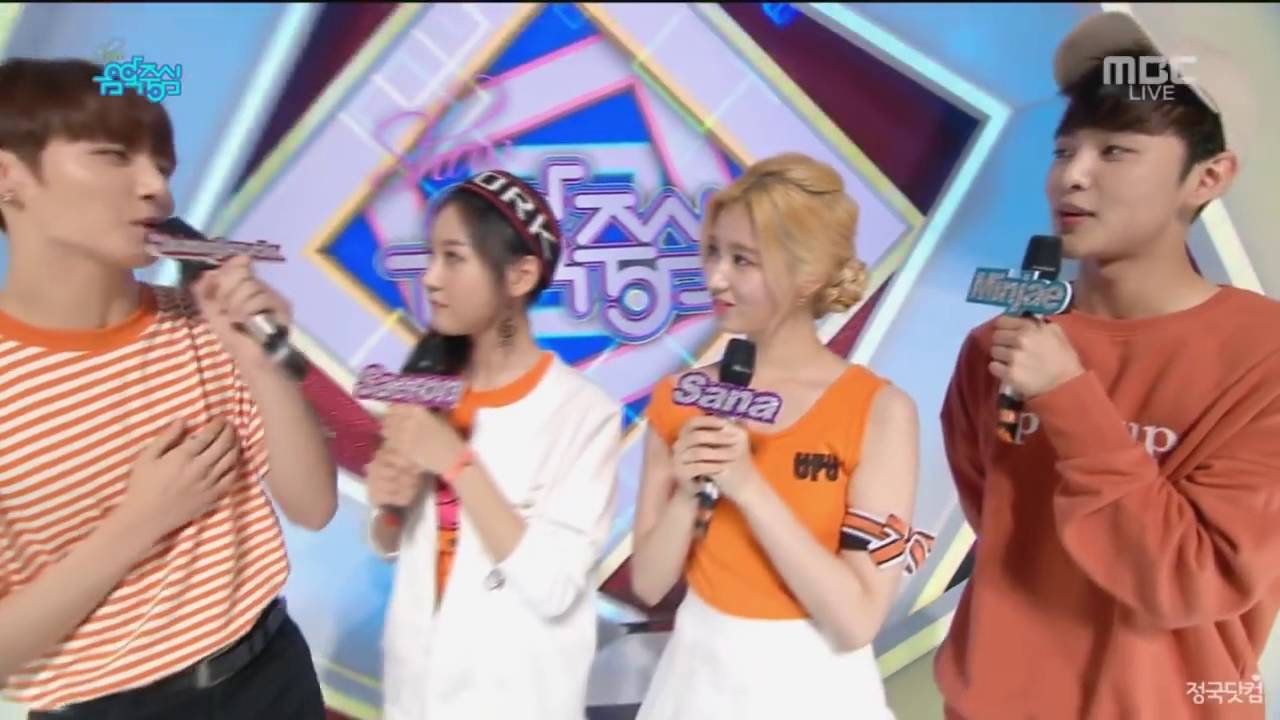 BTS JungKook and TWICE Sana MC - Moe Zine