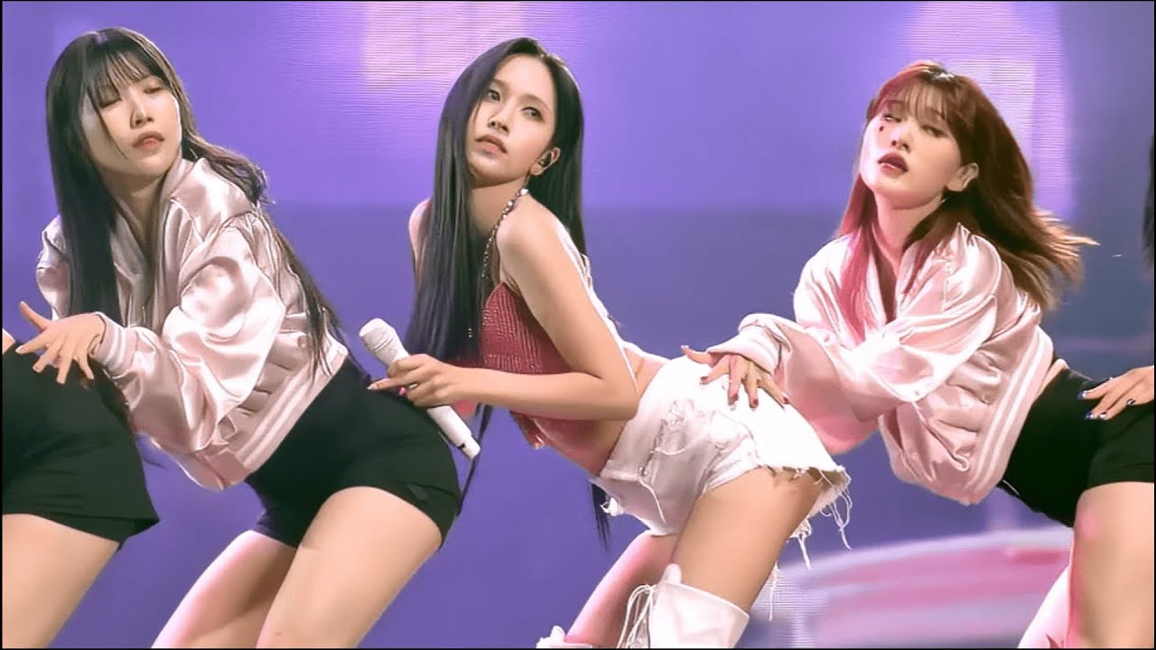 트와이스 (TWICE) 미나 Mina - 7 rings SOLO STAGE | London | Vertical Fancam - Moe Zine