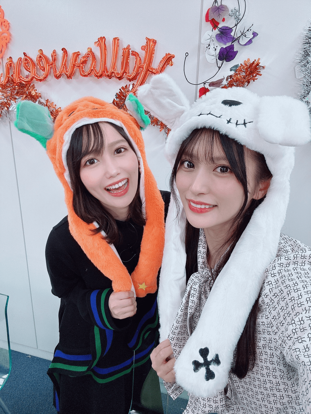 Katou Rihona and Negishi Ai from Suiyoubi no D4DJ #18 - Moe Zine