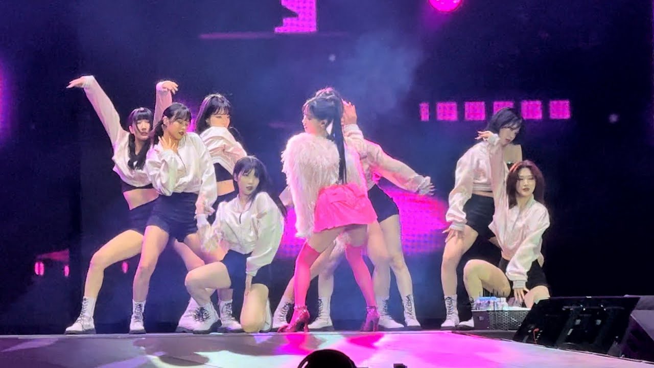 TWICE (트와이스) MINA (미나, ミナ) - 7 RINGS - Ready To Be Concert Melbourne - Moe Zine