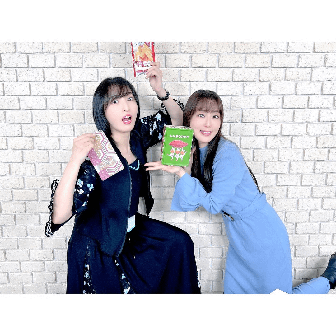 Sakura Ayane and Hikasa Youko from『Yodan wo Yurusanai』#9 - Moe Zine