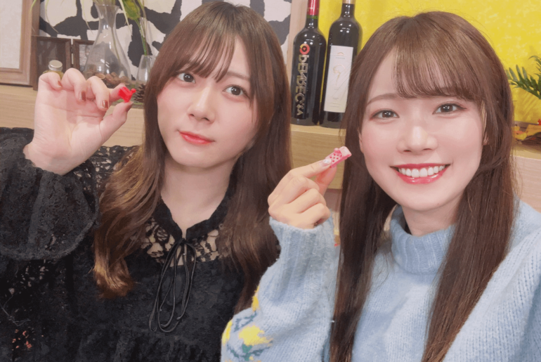 Suzushiro Sayumi and Hieda Nene from Coral Mic #90 - Moe Zine