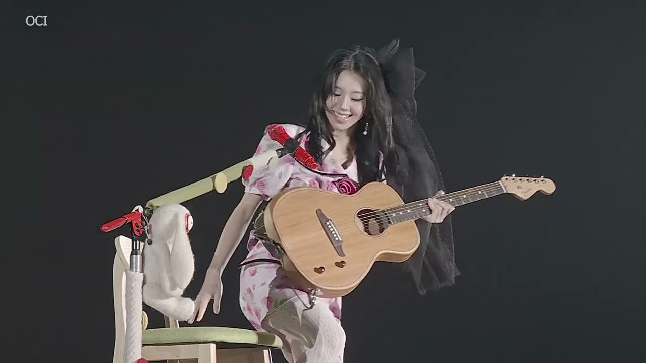 Chaeyoung My Guitar | TWICE 5TH WORLD TOUR READY TO BE in JAPAN Fukuoka Day (FHDX60) - Moe Zine