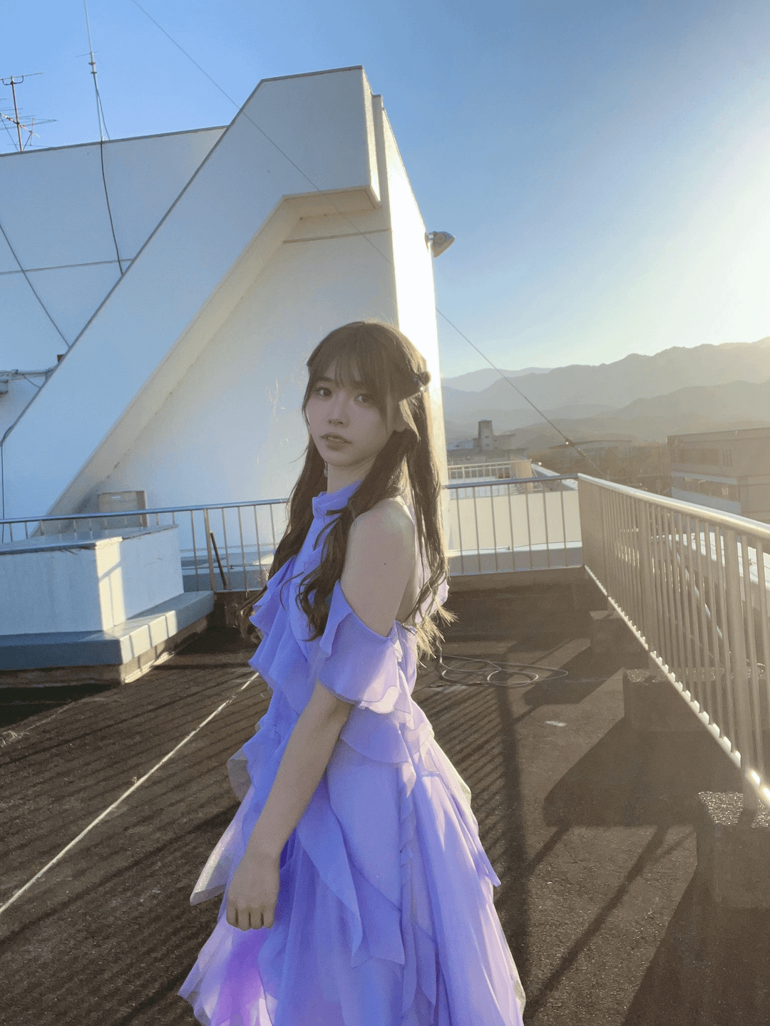 Liyu from Her「Soaring Heart」MVとジャケット撮影 - Moe Zine