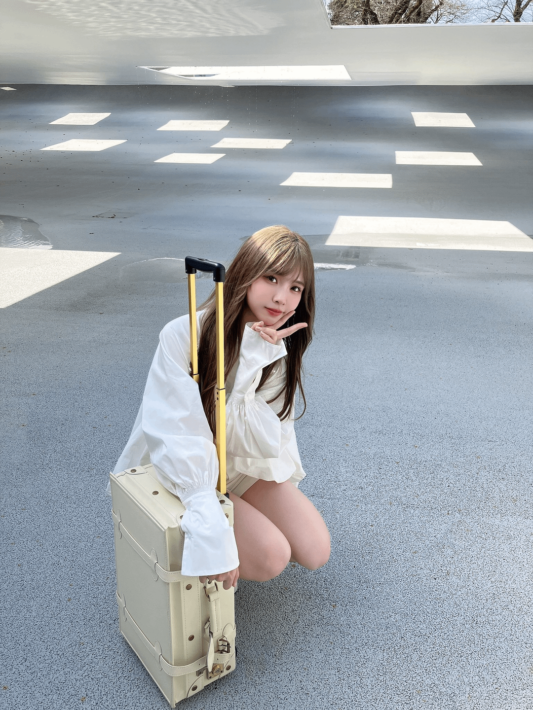 Liyu from Her「Soaring Heart」MVとジャケット撮影 - Moe Zine