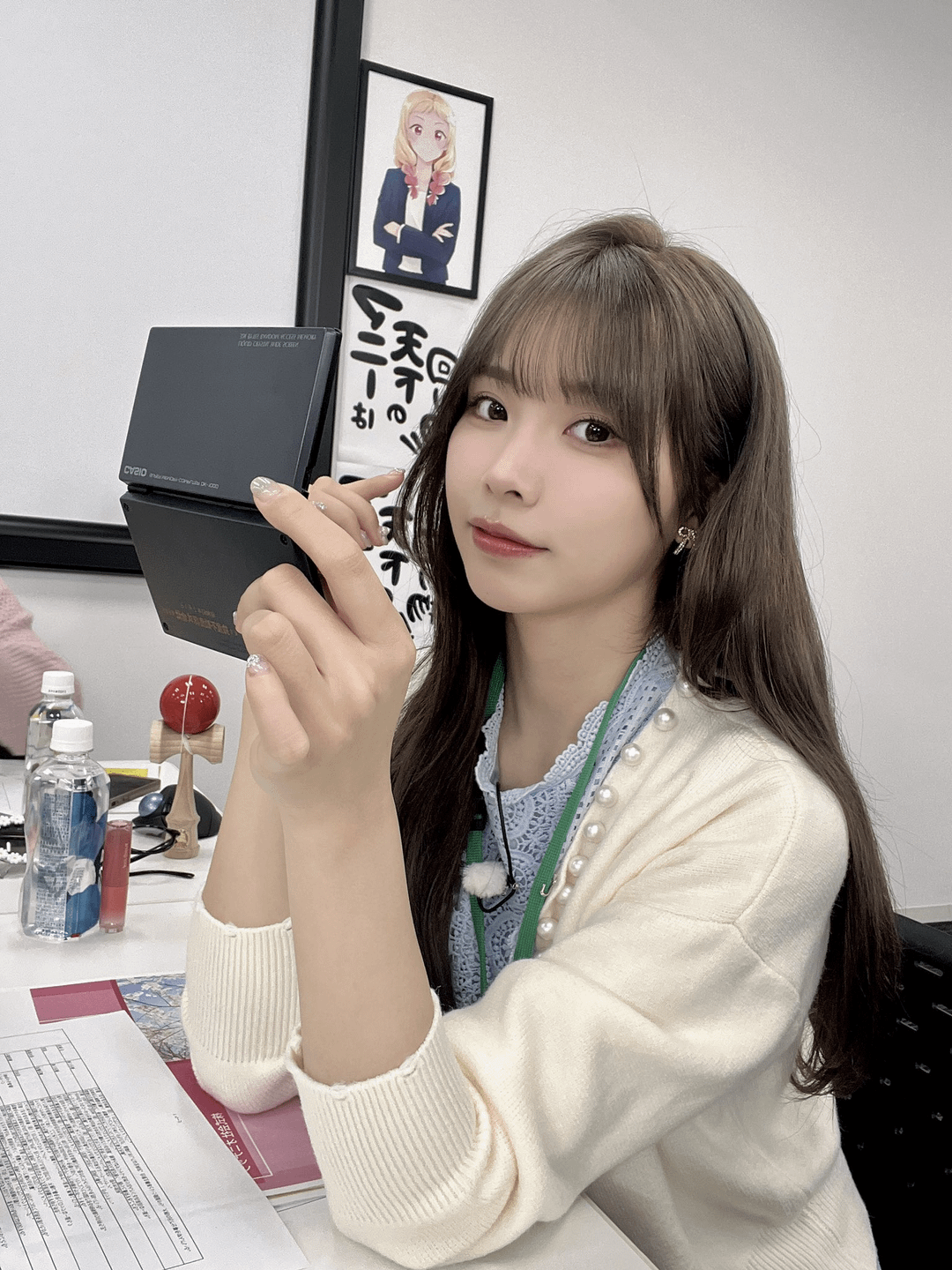 OLユイナとリユウ - Moe Zine