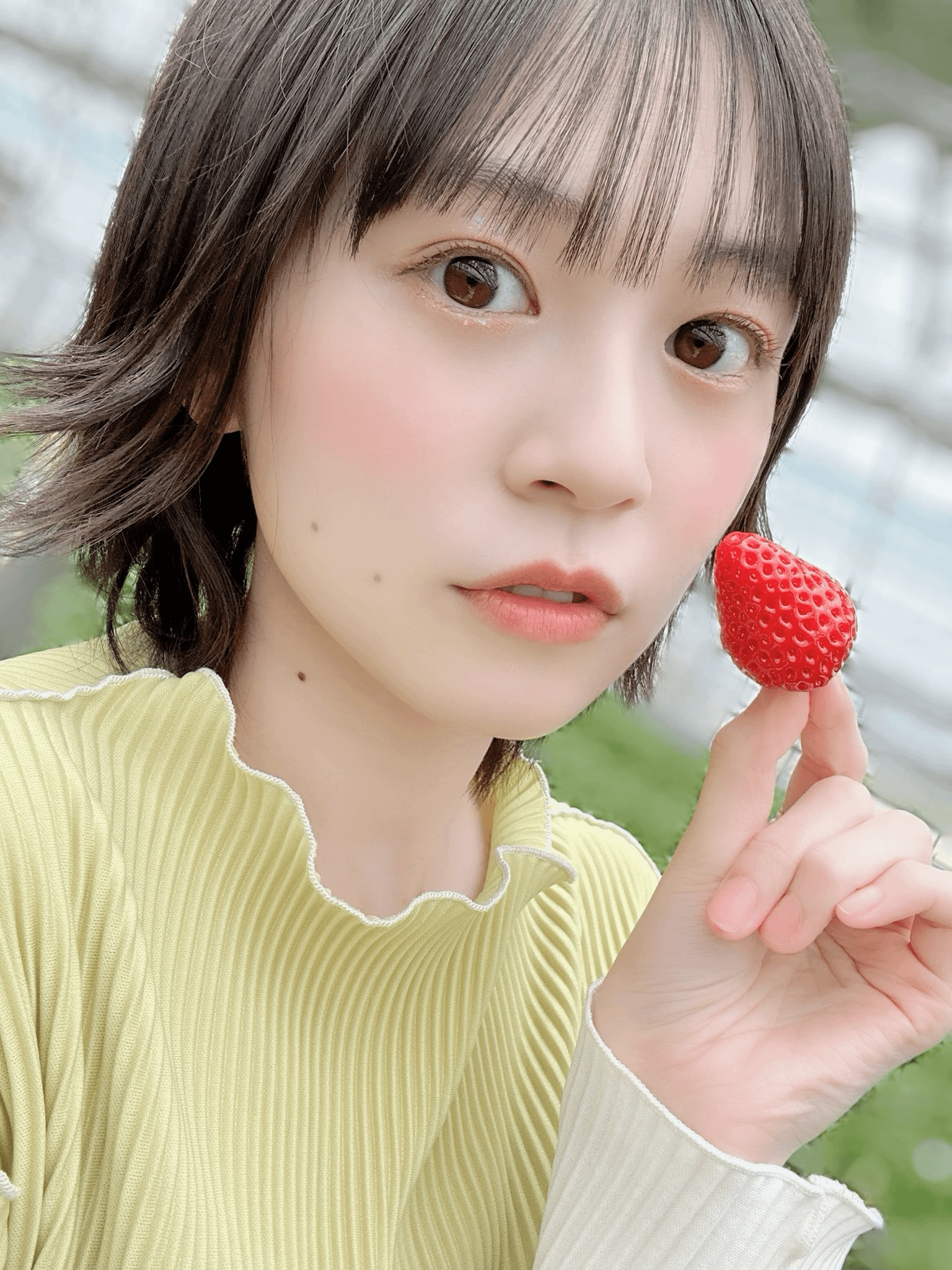 Nakashima Yuki: 🍓 - Moe Zine