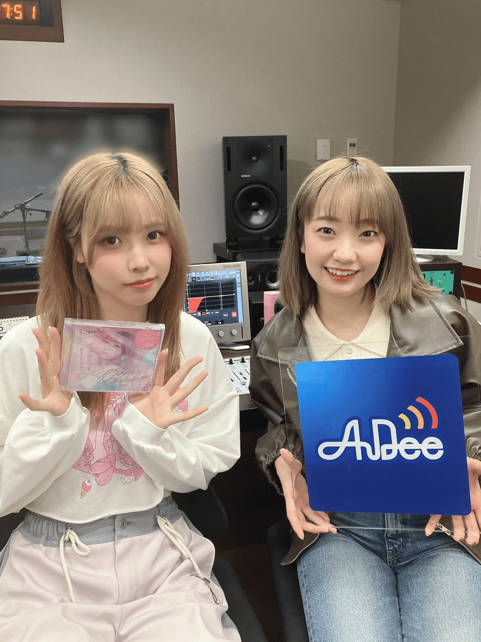 Liyuu and Ohashi Ayaka from「Liyuu no Hatsu Radi」#165 - Moe Zine