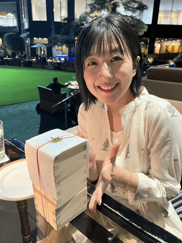 Kayano Ai from Otona no Shuumatsu - Moe Zine