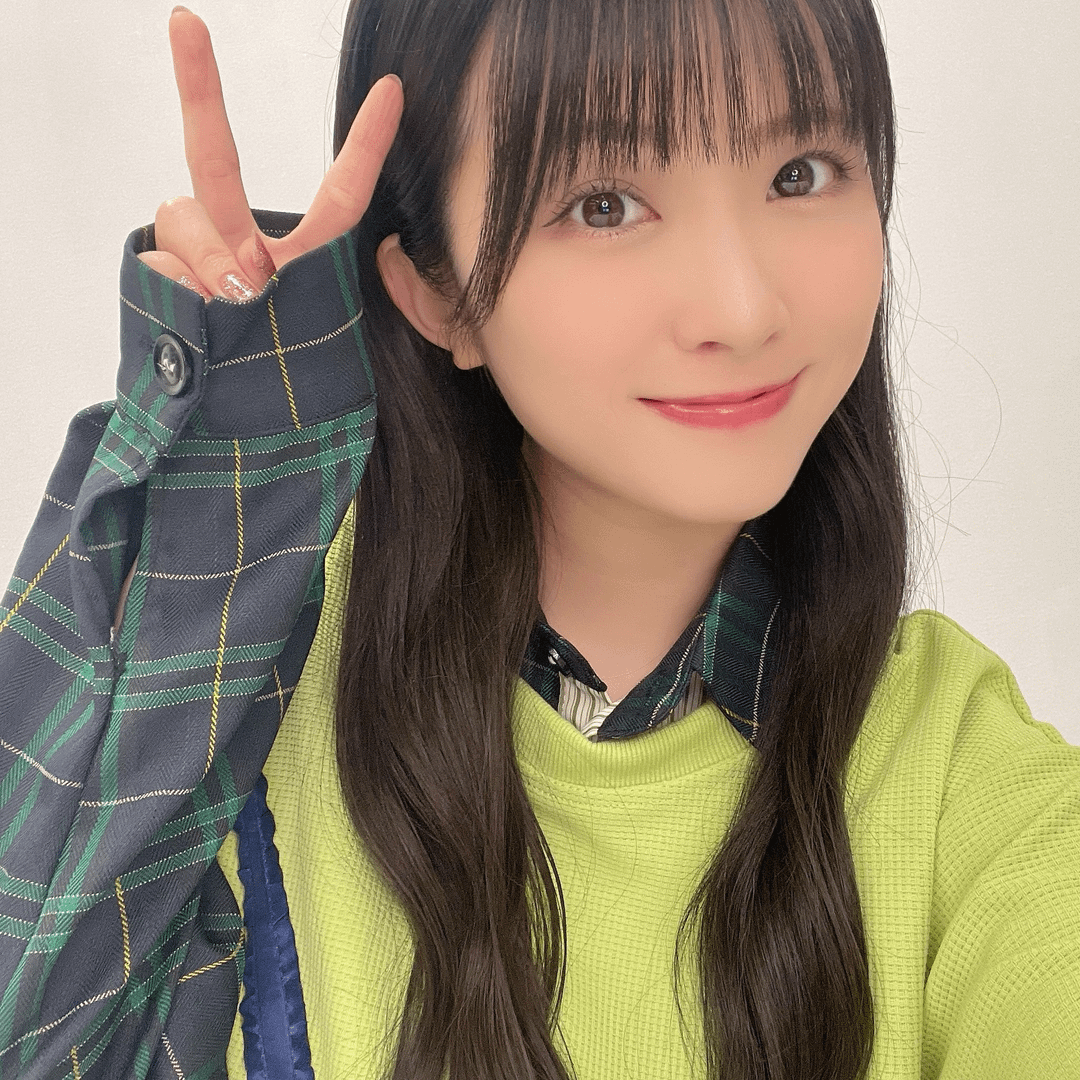 チャンネル登録者数1万人のライブ配信のYuina - Moe Zine