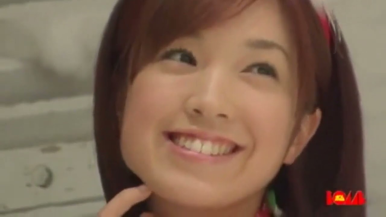 Hot Girl Christmas - Moe Zine