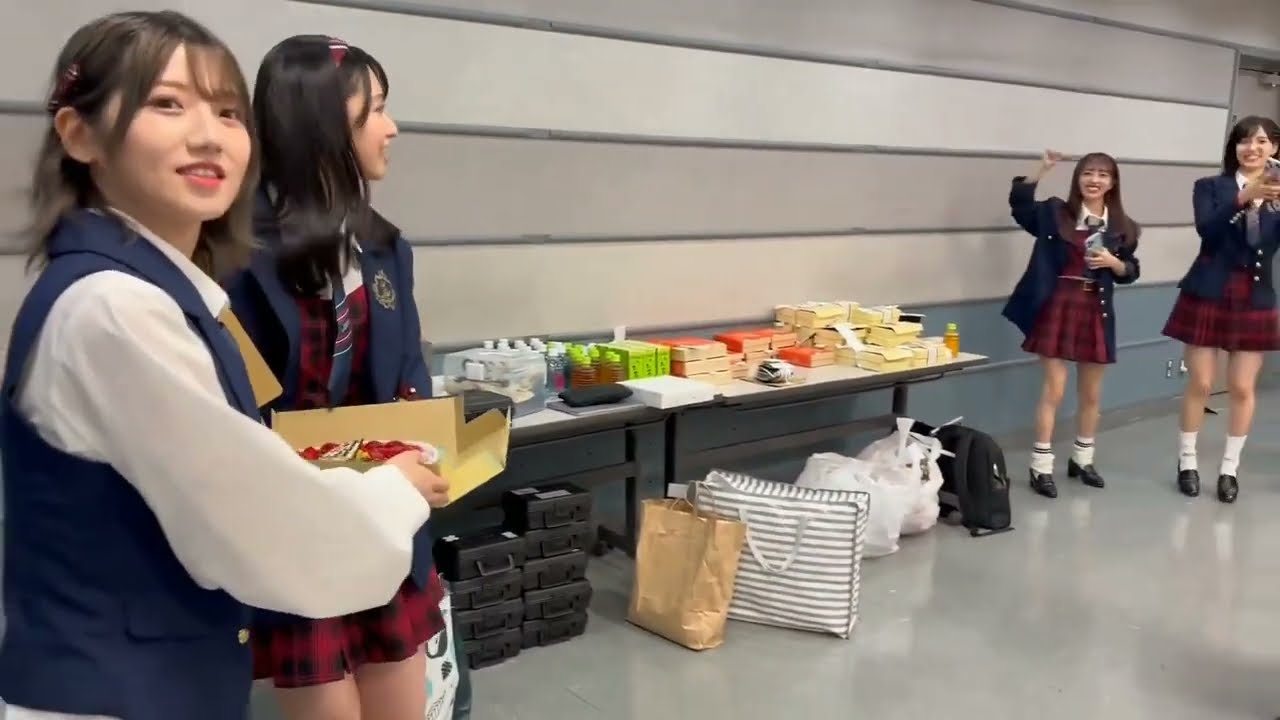 🍊 佐藤綺星 Airi 20歳の誕生日 🌸 AKB48 小栗有以 Yui 村山彩希 Yuiri 山内瑞葵 Mizuki 🍓 #AKB48 #佐藤綺星 #小栗有以 #村山彩希 #恋詰んじゃった ...