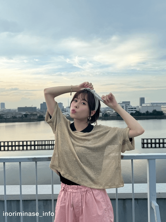 水瀬いのり「My Girl vol.40」より - Moe Zine