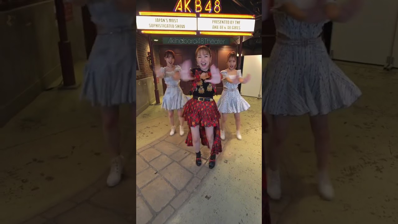 AKB48 倉野尾成美 高橋みなみ 向井地美音 💓💓💓💓 - Moe Zine