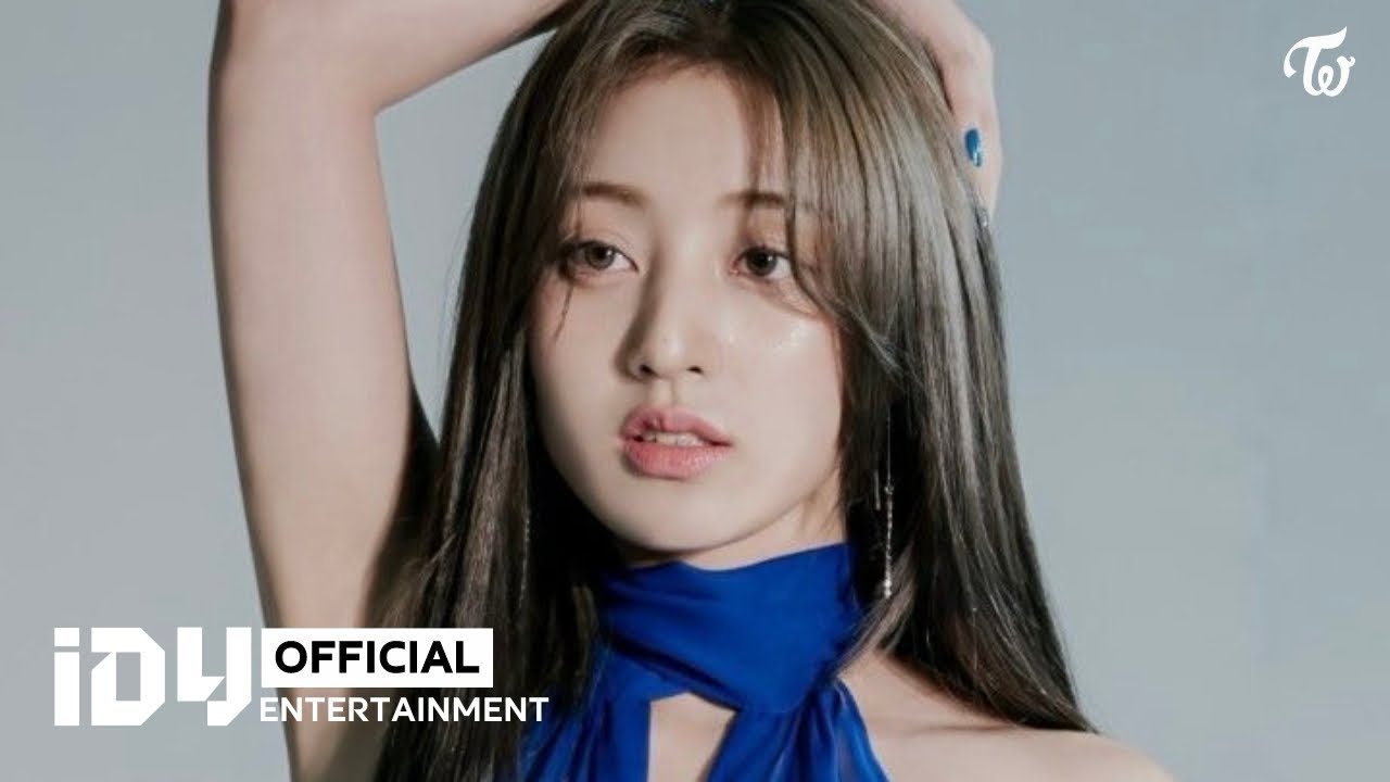 JIHYO (TWICE) 'RUN AWAY' (COVER) by TZUYU - Moe Zine