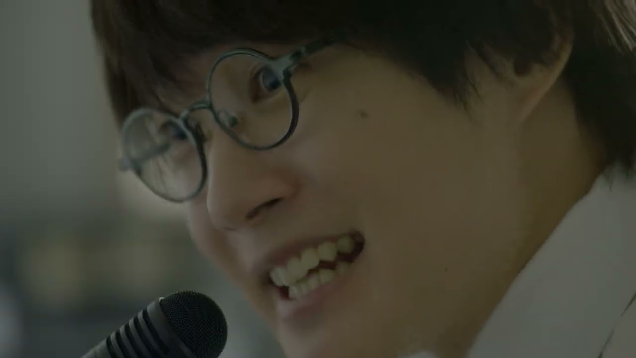 神木隆之介、中川大志、松本穂香出演／au“意識高すぎ！高杉くん”シリーズ新CM「放送室（第1弾）」 - Moe Zine