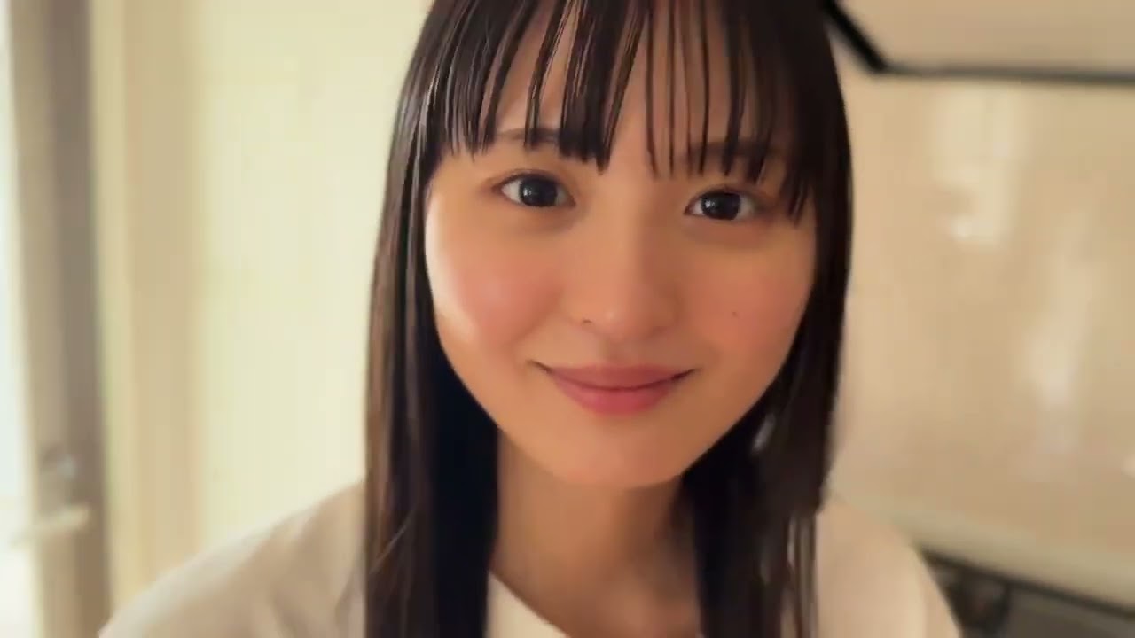 【遠藤さくら】TRIANGLE magazine 03 彼女感たっぷりに50P撮り下ろし！メイキング動画💛【乃木坂46】 - Moe Zine