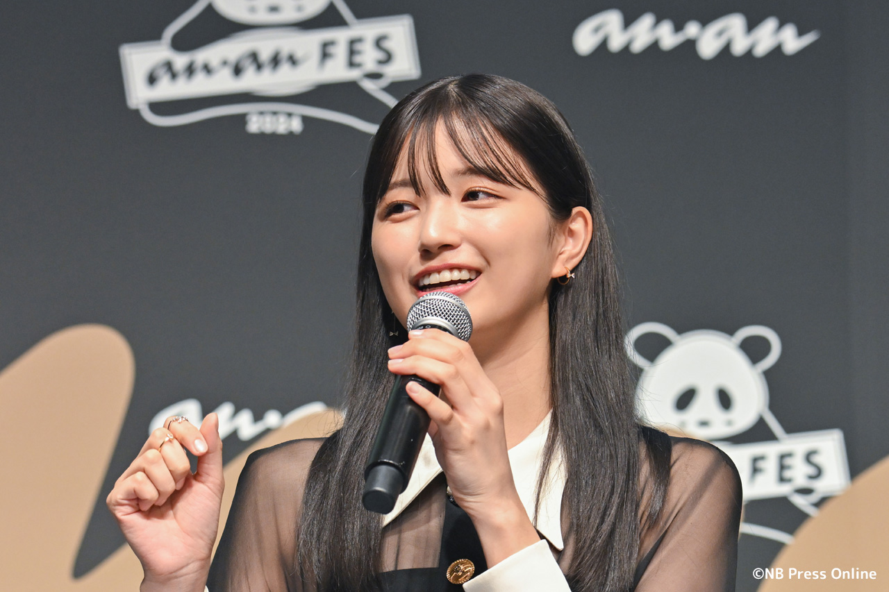 乃木坂46・5期生 井上和×五百城茉央×菅原咲月、公開フォトシューティングで決める！「anan AWARD 2024」授賞式 – NB Press Online - Moe Zine