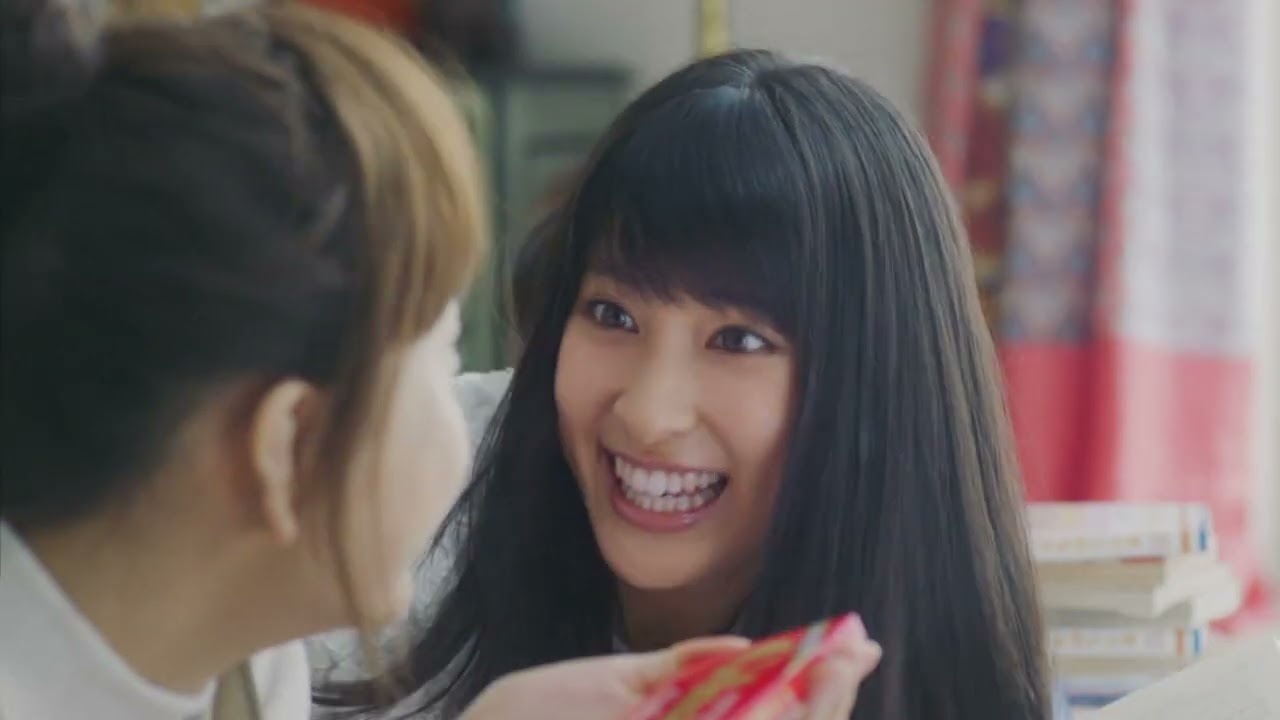 ロッテ 広瀬すず 土屋太鳳 松井愛莉 15秒01 - Moe Zine