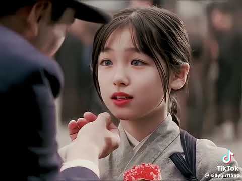 Suzuka Ohgo - Moe Zine