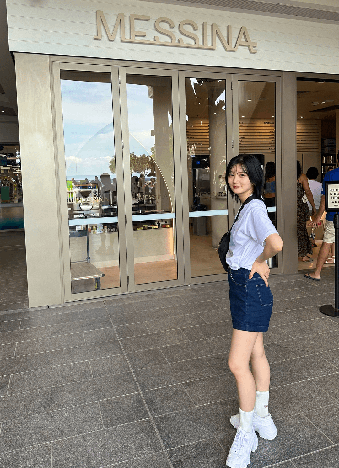 Yamane Aya in Australia 🇦🇺 - Moe Zine