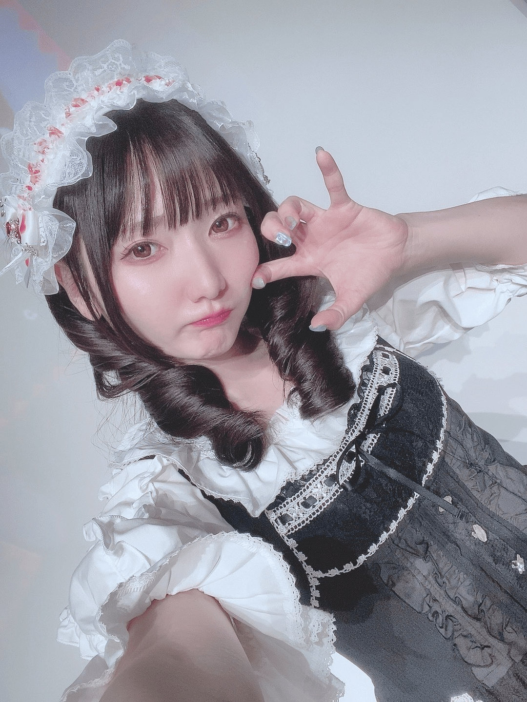 Shizuki Azusa, Yuuki Kana, Maruoka Wakana, Yukimura Eri, and Yuina Mizuki from the Jinrou Battle ...