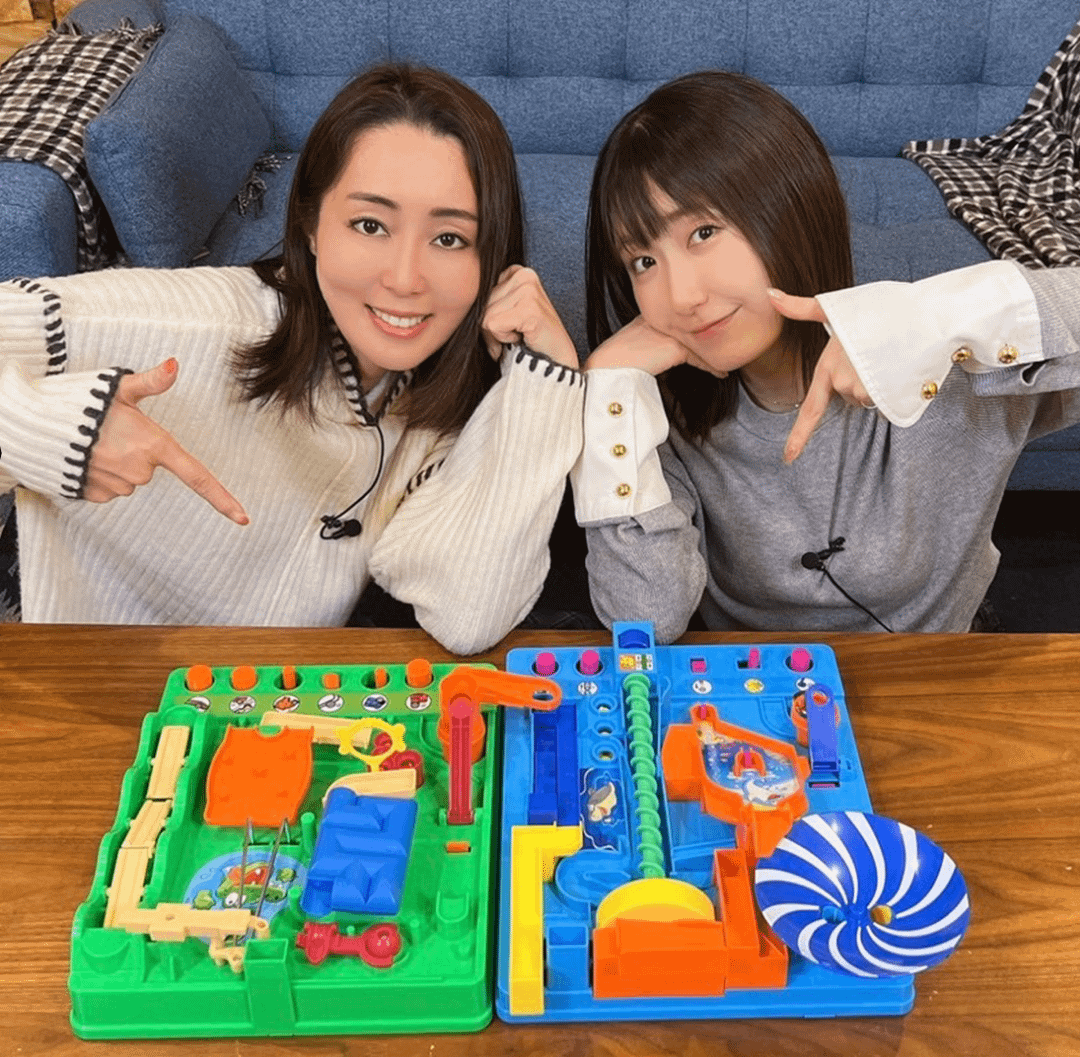 Yoko Hikasa and Rina Hidaka from "Ohisama Gumi" - Moe Zine