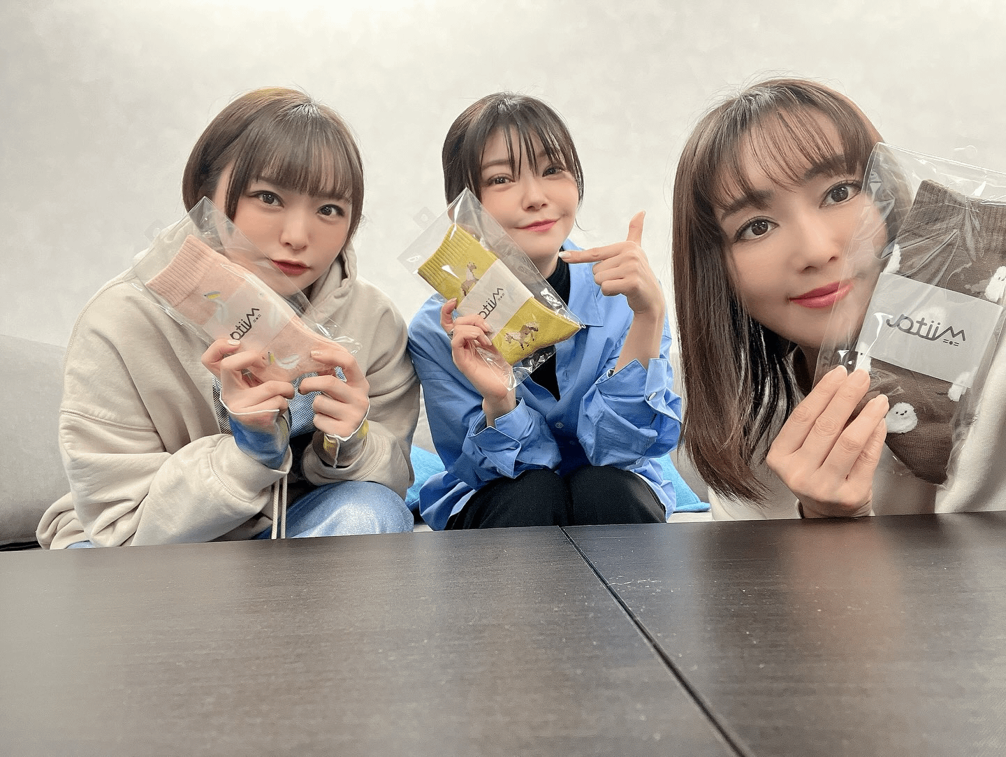 Izawa Shiori, Ise Mariya, and Hikasa Youko from Tsukue no Ice ga ...